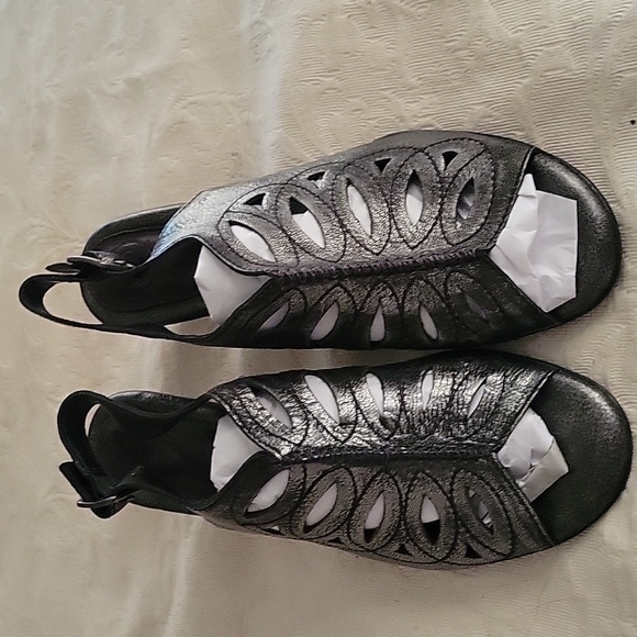 Nurture by Lamaze | Shoes | Nurture Mettalic Penelope Slingback Shoes ...